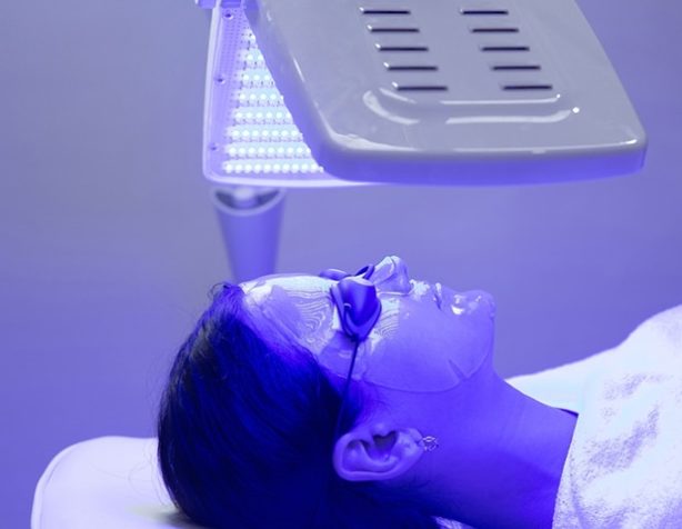LED Light Therapy in Coffs Harbour | Harlow & Co